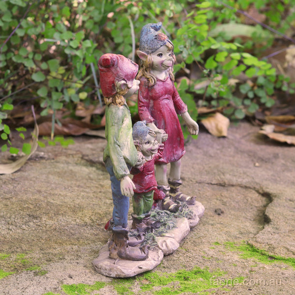 A Beautiful Pixie Family Figurine - Mother, Father and Child – Faerie Store